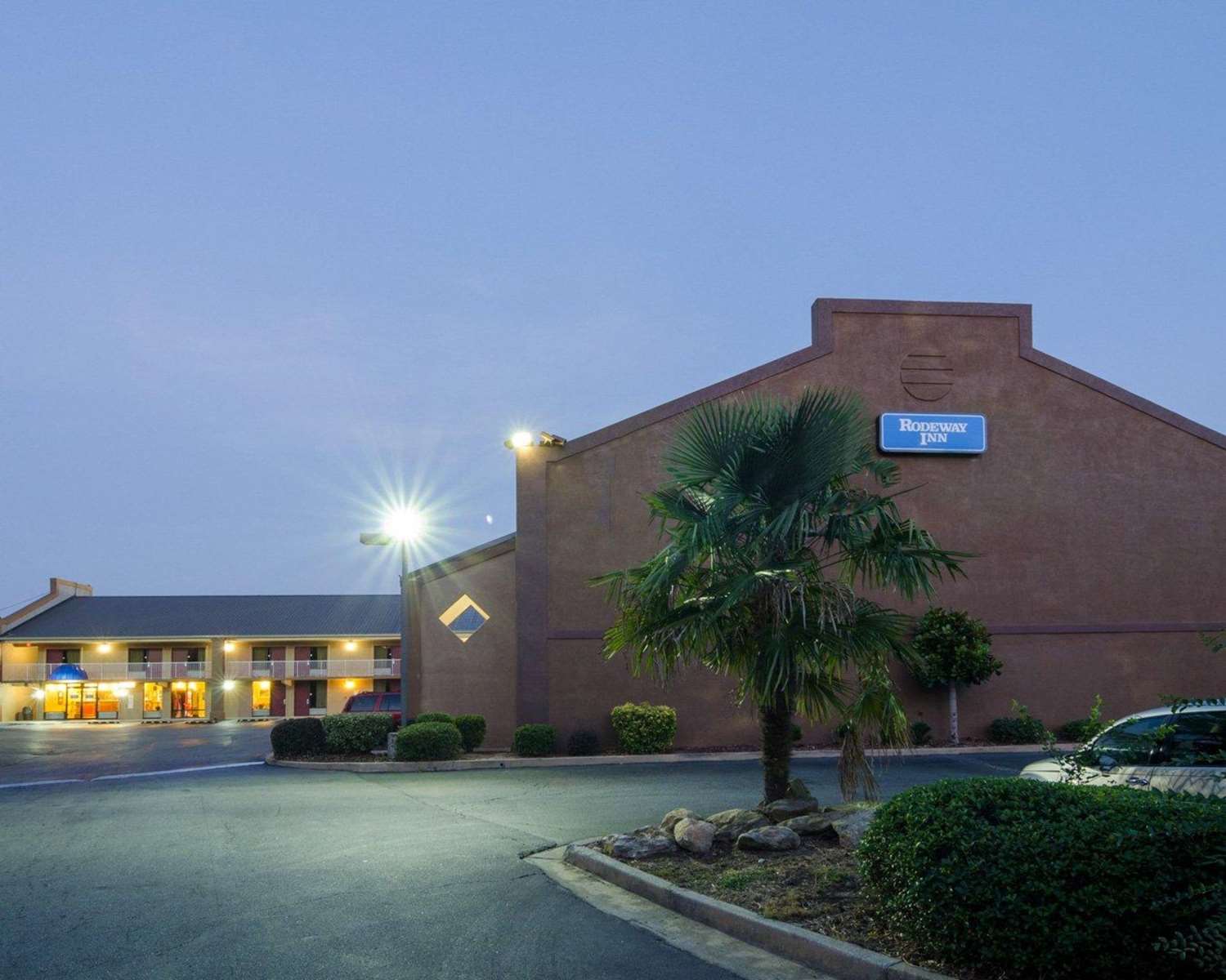 Rodeway Inn Norcross - I-85, Exit 99, GA - See Discounts