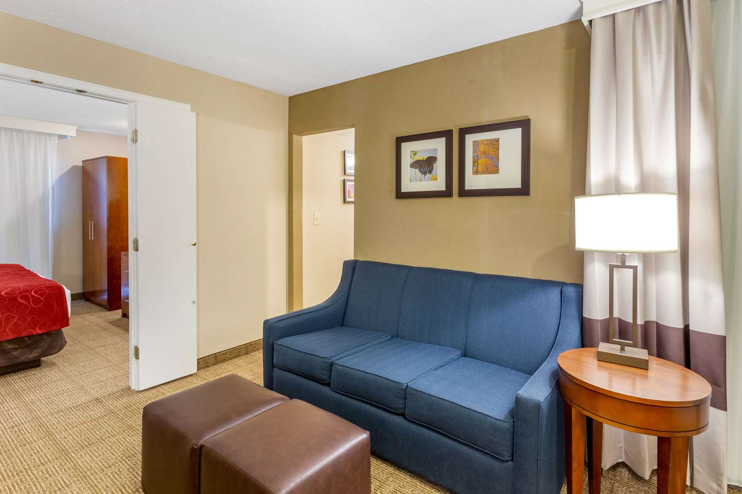 Comfort Suites Oakbrook Terrace, IL - See Discounts