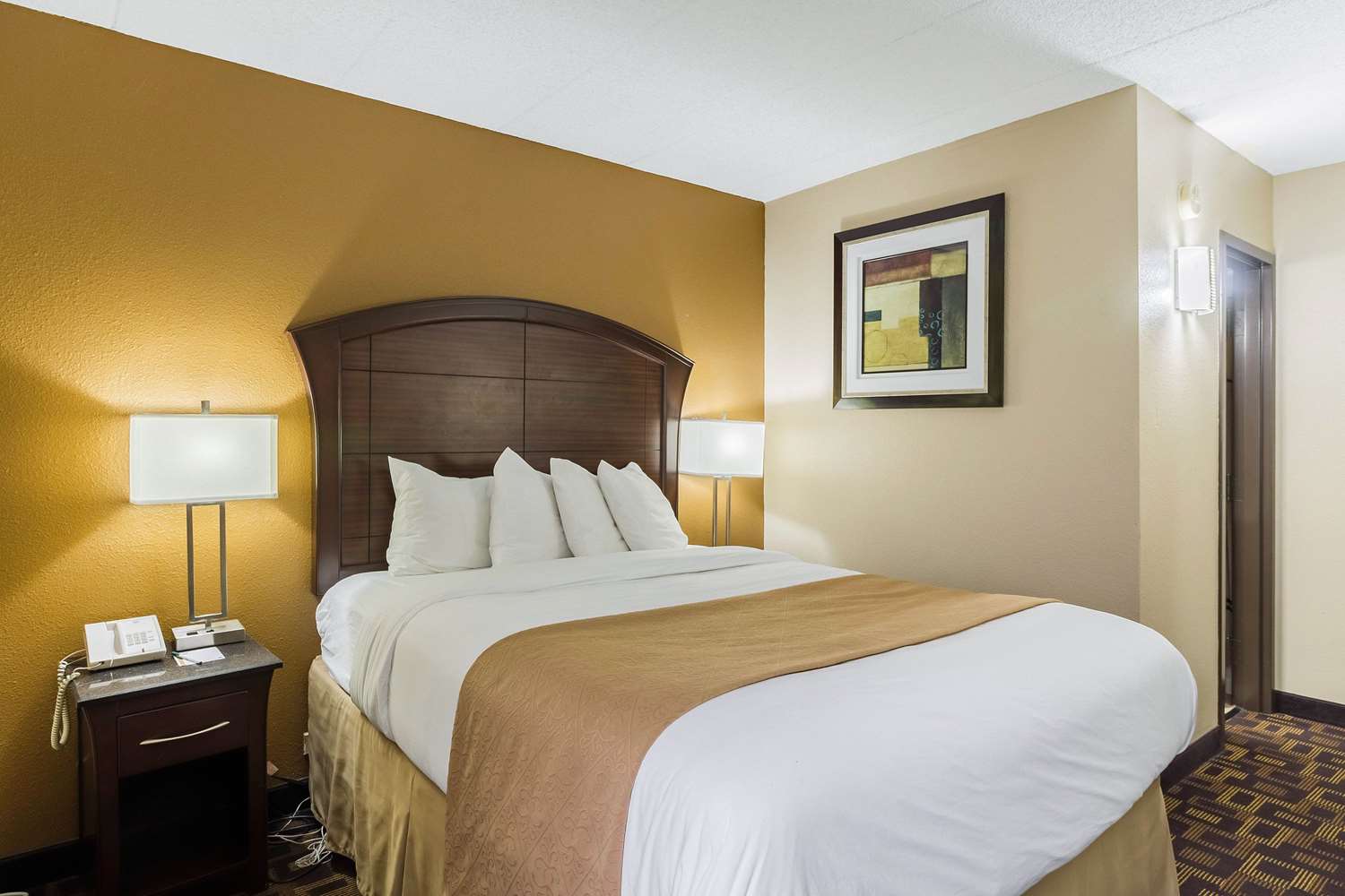 Quality Inn & Suites Arden Hills, MN - See Discounts