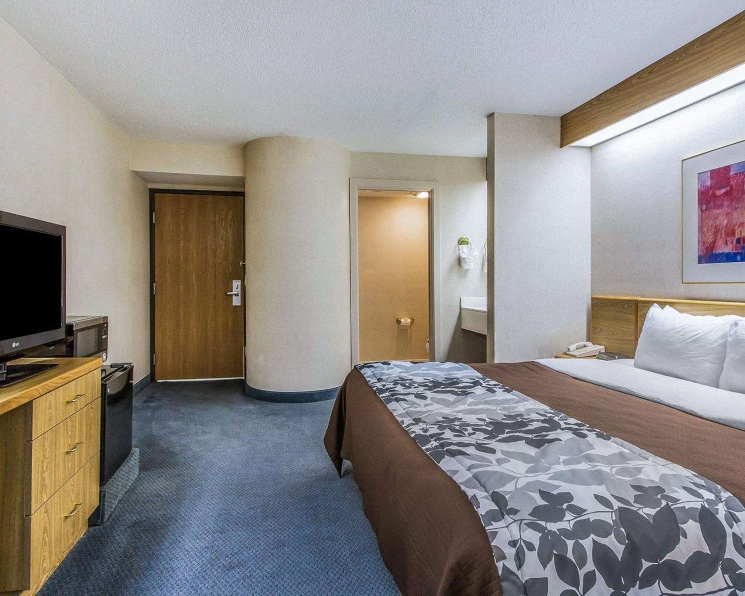 Rodeway Inn Fremont, NE - See Discounts