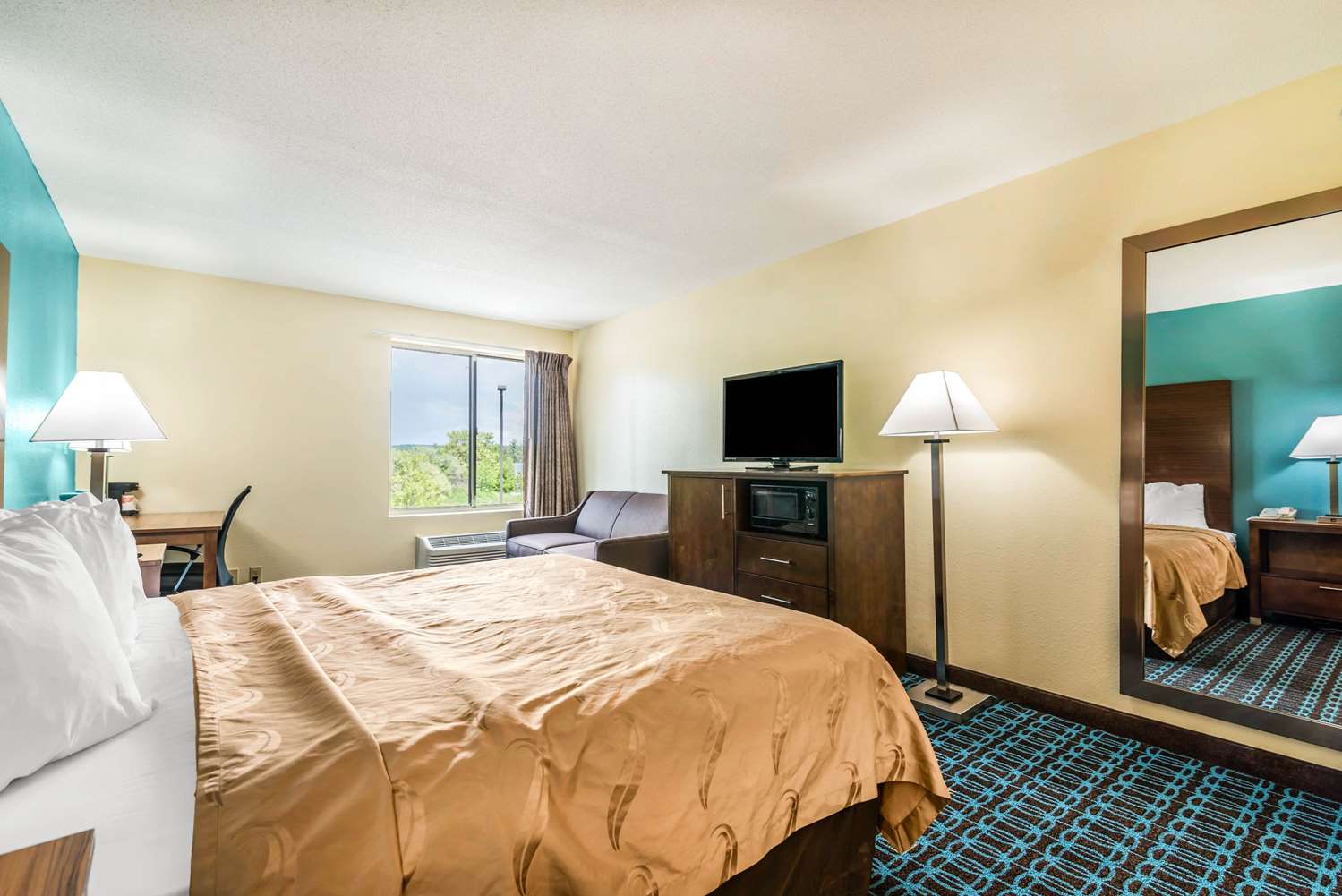 Quality Inn Loudon, NH - See Discounts