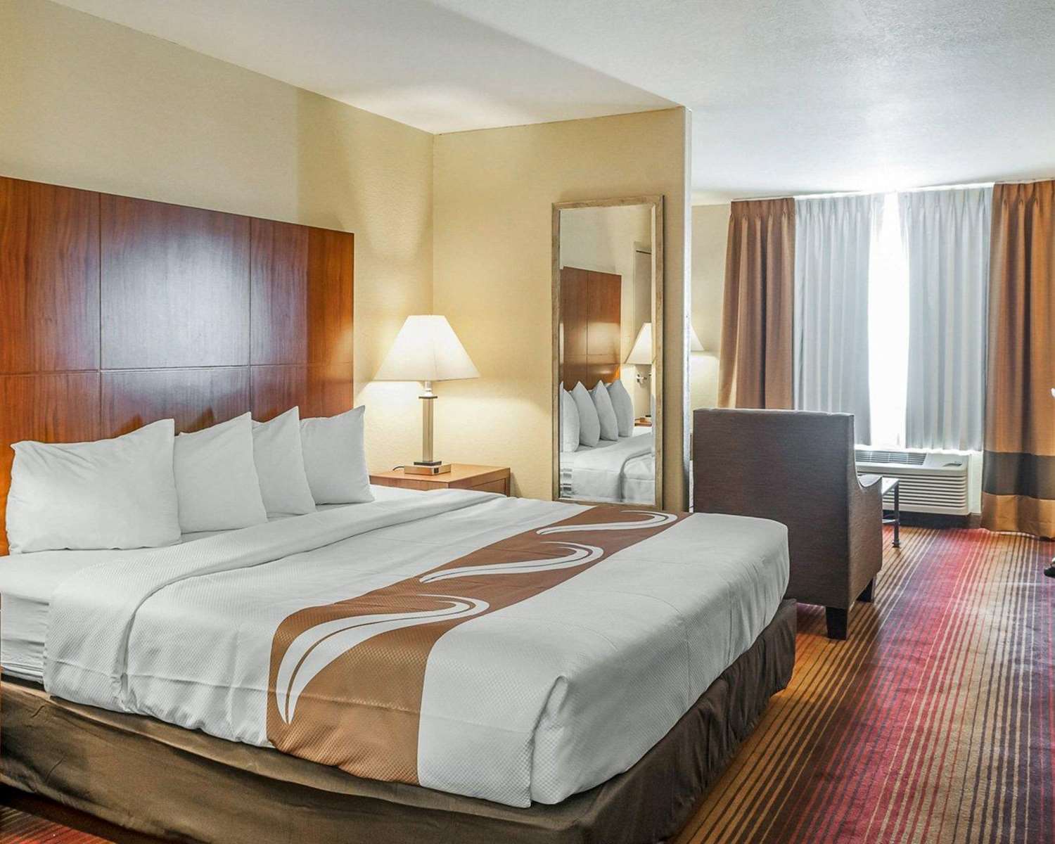 Quality Inn & Suites West Side Albuquerque, NM - See Discounts