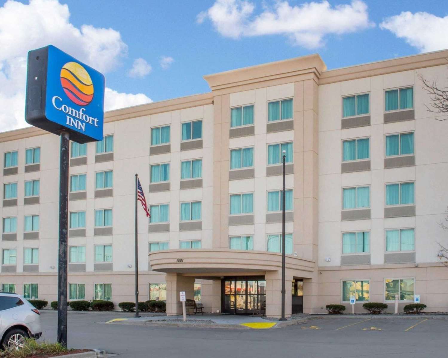 Comfort Inn West Rochester, NY - See Discounts