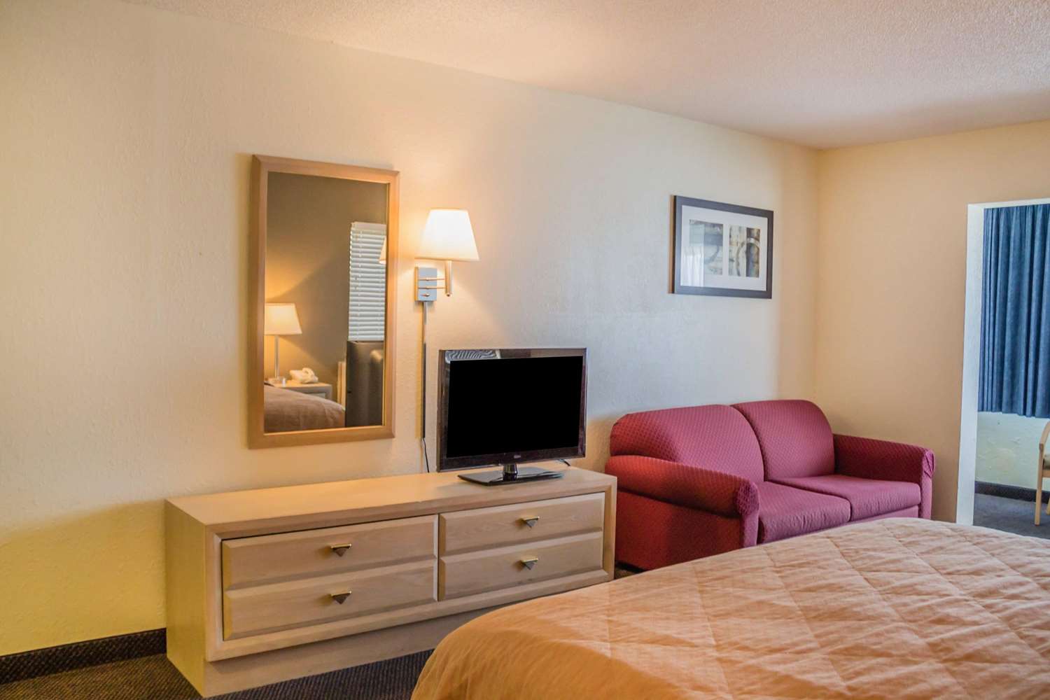 Quality Inn Port Clinton, OH - See Discounts