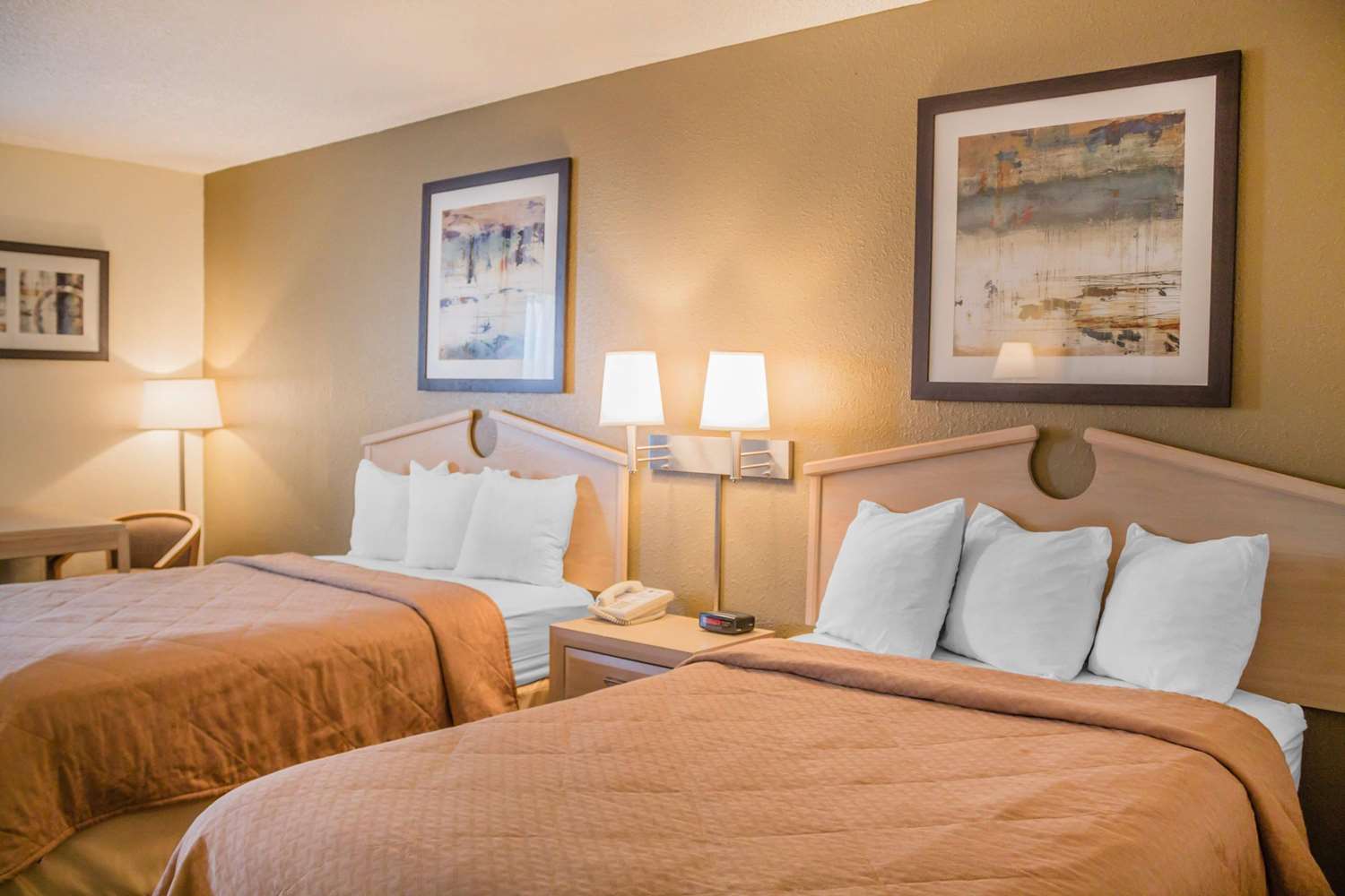 Quality Inn Port Clinton, OH - See Discounts