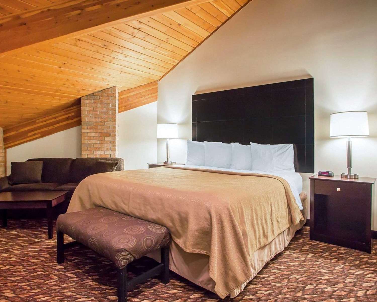 Quality Inn St Marys, OH - See Discounts